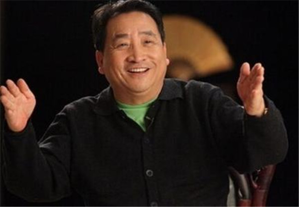 郭德纲和姜昆之间到底有什么过节 姜珊陪过哪些导演是真是假_发发网